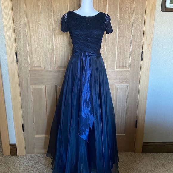 JS Collections | Dresses | Js Collections Vintage Evening Gown Blue ...